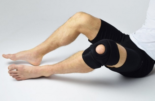 Short universal stabilization of knee joint with knee cap support